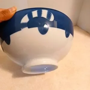 Cheng's | Kitchen | New Chengs Fine Ceramic Footed Bowl Smiling Blue ...